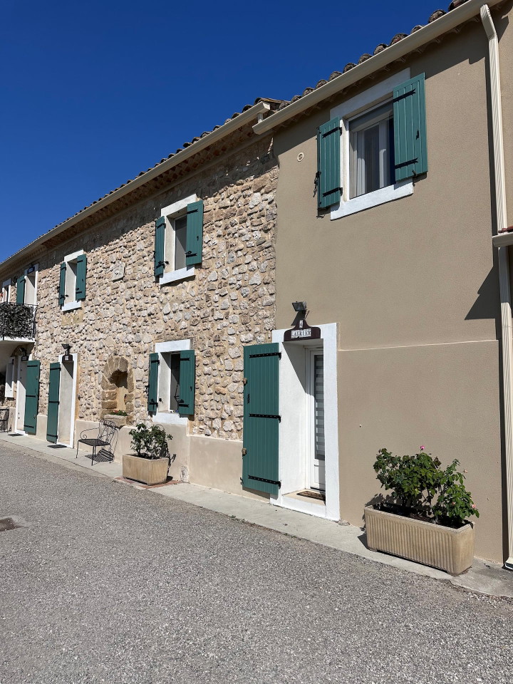 Charmant Appartement Dans Un - Mas Provençal - - Pernes-les-Fontaines