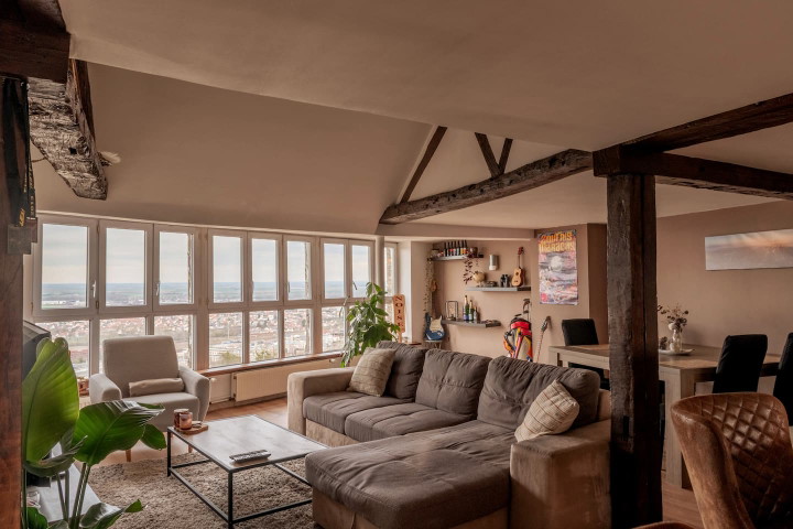 Atypical 90 M² Duplex In The Medieval City - Laon