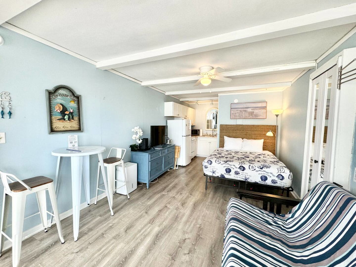 2nd Floor Oceanside Community_direct Beach Access - North Carolina