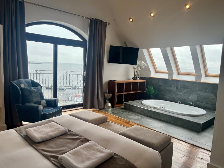 Penthouse Avec Vue Sur La Baie à Salthill - Galway