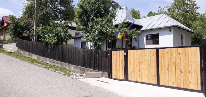Rural House In Carpathians (Valea Prahovei) - Rumanía