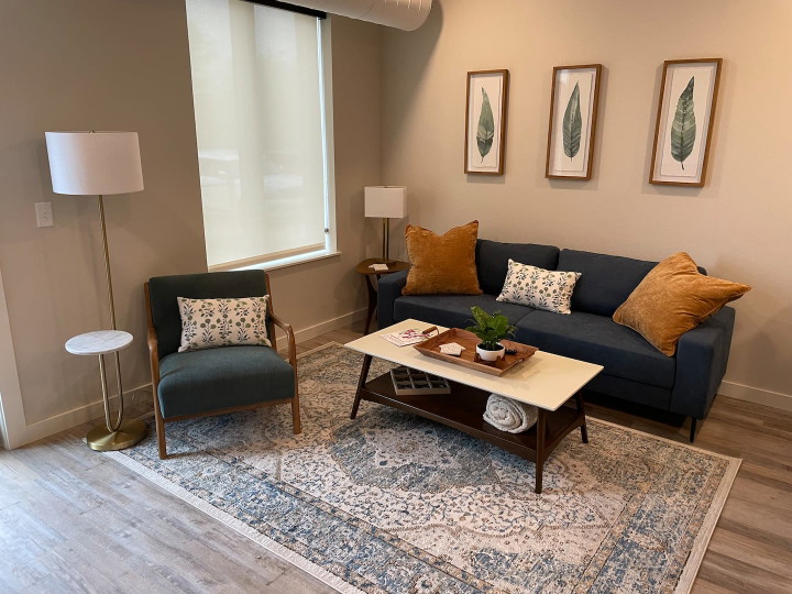 Stunning 1 Bedroom Near Toppling Goliath! - Decorah, IA