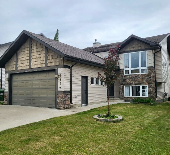Entire Home In Rocky Mountain House - Rocky Mountain House