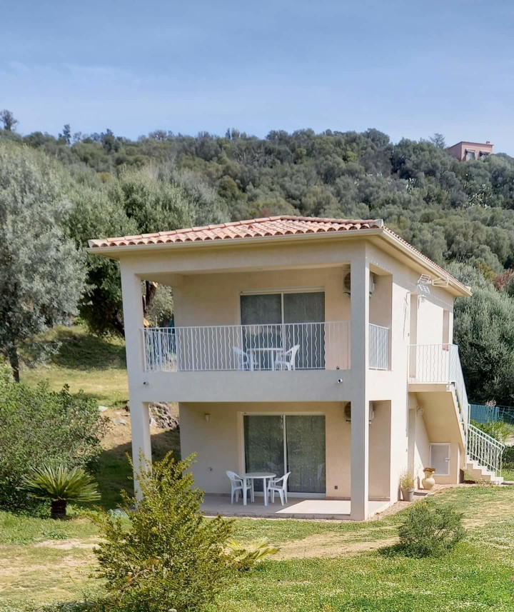 L'alivu, Floor Of Villa With Shared Pool - Ajaccio
