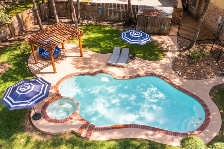 5 Chambres, Printemps | Piscine Chauffée, Jacuzzi, Thème Du Train - The Woodlands, TX