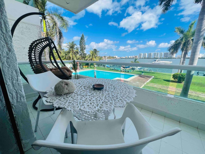 Beautiful 2 Bedroom Flat  Lovely Lagoon View - Cancún