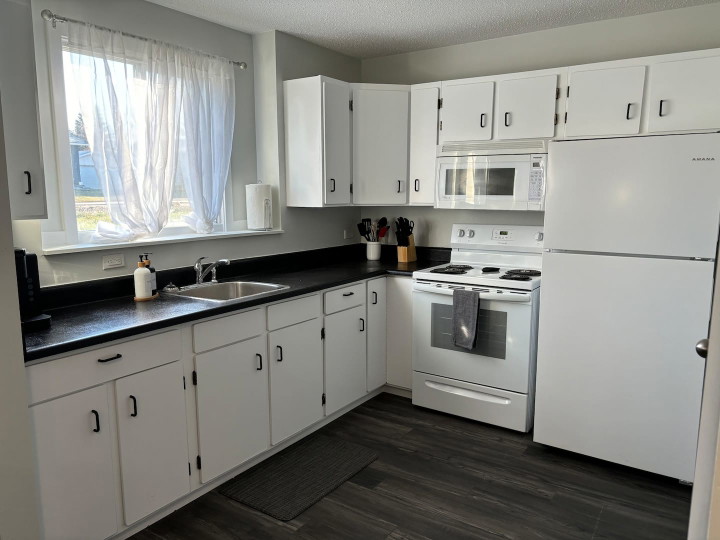1 Bedroom Suite Great Location - North Battleford