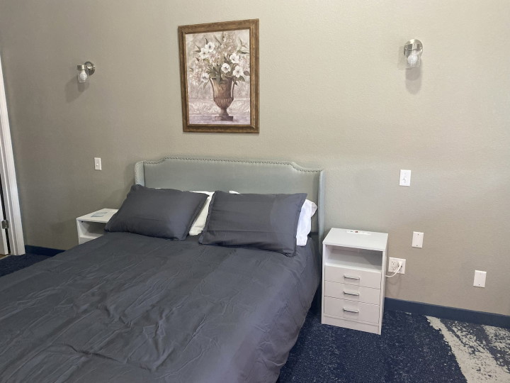 Remodeled Queen Room | Private Entry & Parking - Longmont, CO