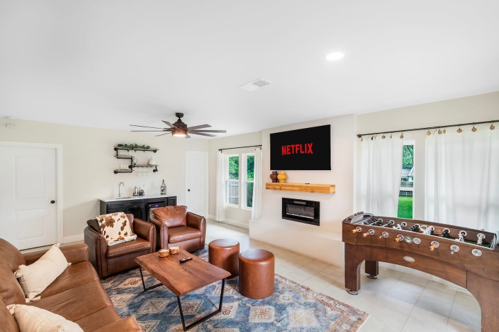 At&t Arlington Game Day Stay | Huge Backyard + Bbq - Arlington, TX