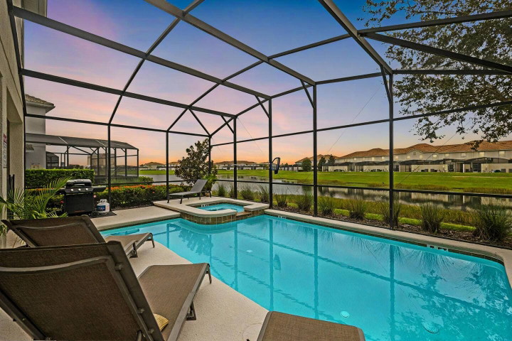 Disney Resort Escape - Private Pool + Storey Lake - Kissimmee
