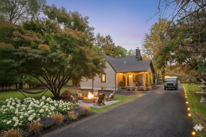 Cozy Catskills Retreat · Hot Tub, Fire Pit, Games - Woodstock, NY
