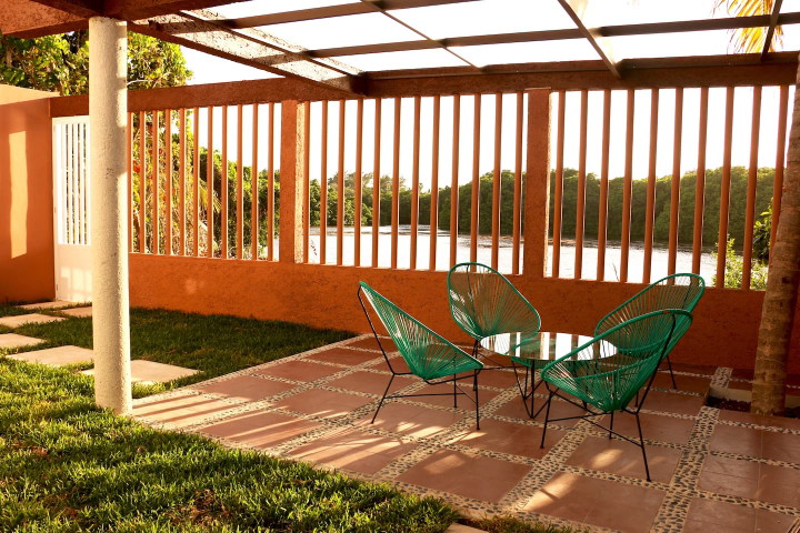 Stay Like A Local: Downtown Suite On The Island - Isla Mujeres