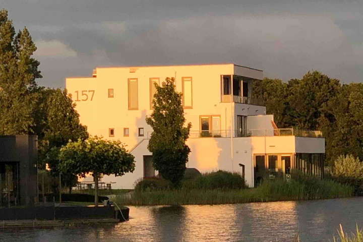 Private Peninsula With Steam Room, Bar And Beach - Heerenveen