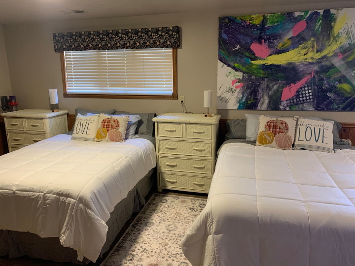 Rhinestone Ranch Guest Suite - Chatham-Kent