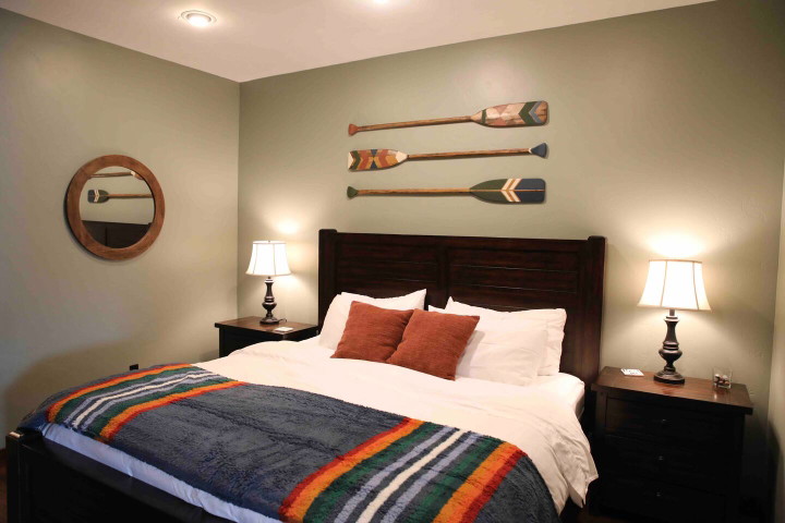 Packer's Roost - Central Downtown Whitefish - Whitefish, MT