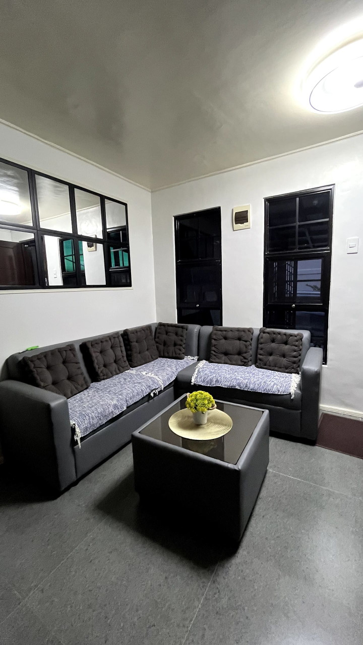 Fully Furnished House At Deca Homes Ormoc City - Ormoc