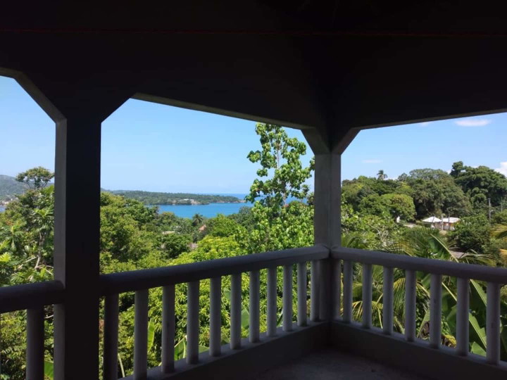 Full View Hide Away - Port Antonio