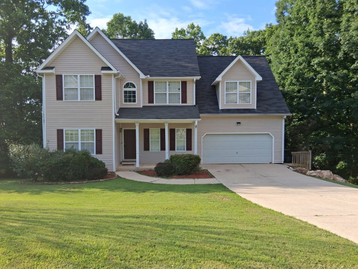 Cozy Retreat( Perfect For Long Term Rentals) - Dallas, GA
