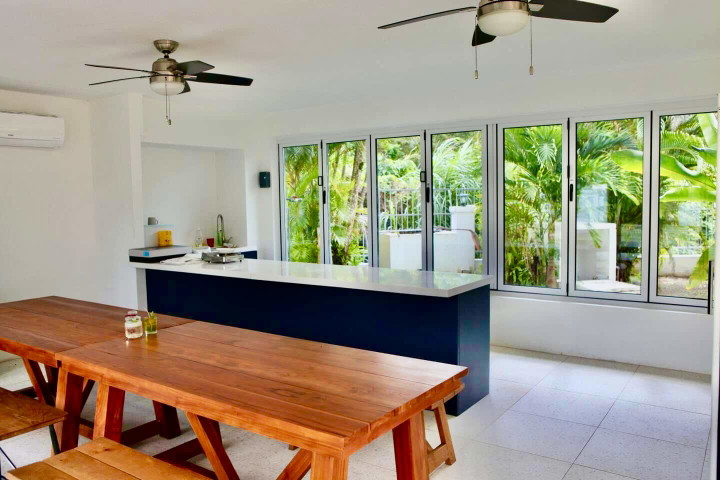 Burtin Villa-spacious Getaway For 10 - Nördliche Marianen