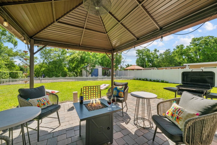 Movie Night · Fire Pit · Fenced Yard · Long Stays - Altamonte Springs, FL