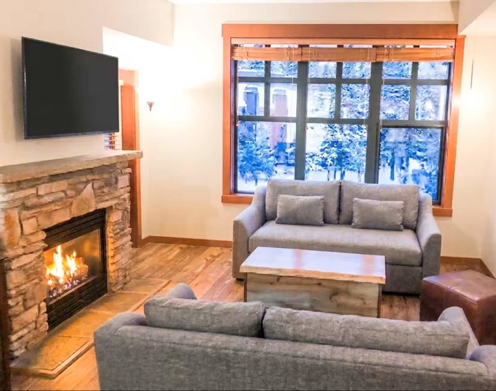 Family Friendly, Remote Office, In The Village! - Mammoth Lakes, CA