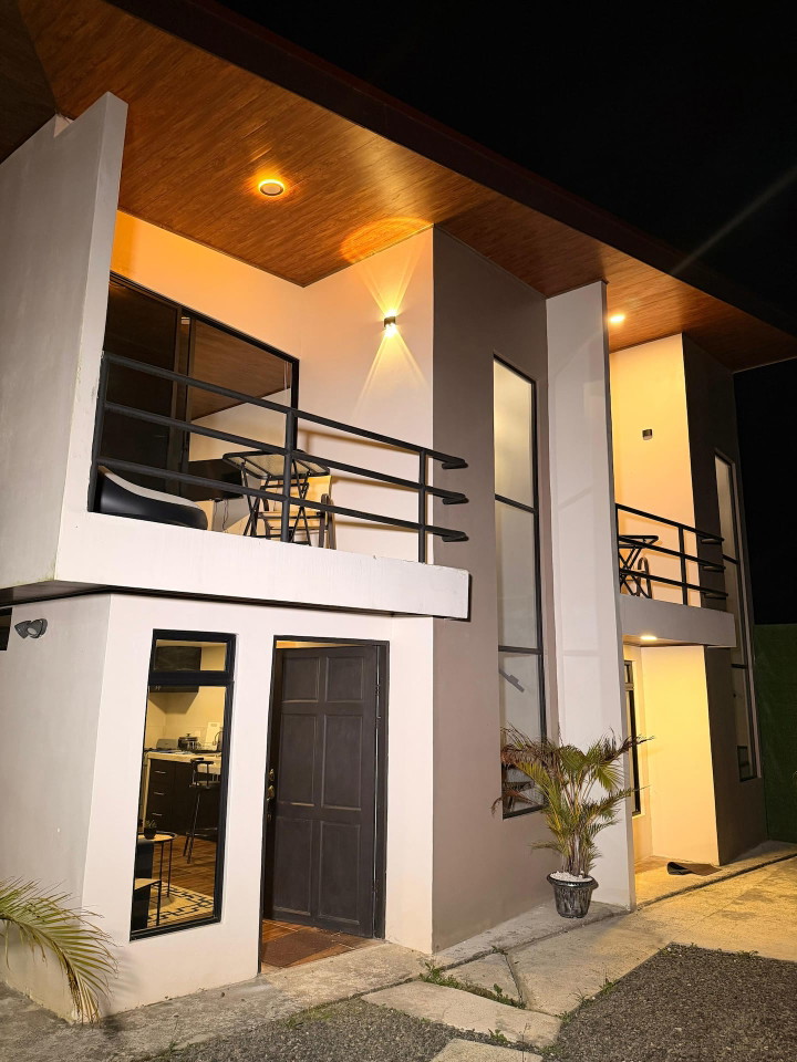 Loft Moderno En Zona Residencial - Quesada
