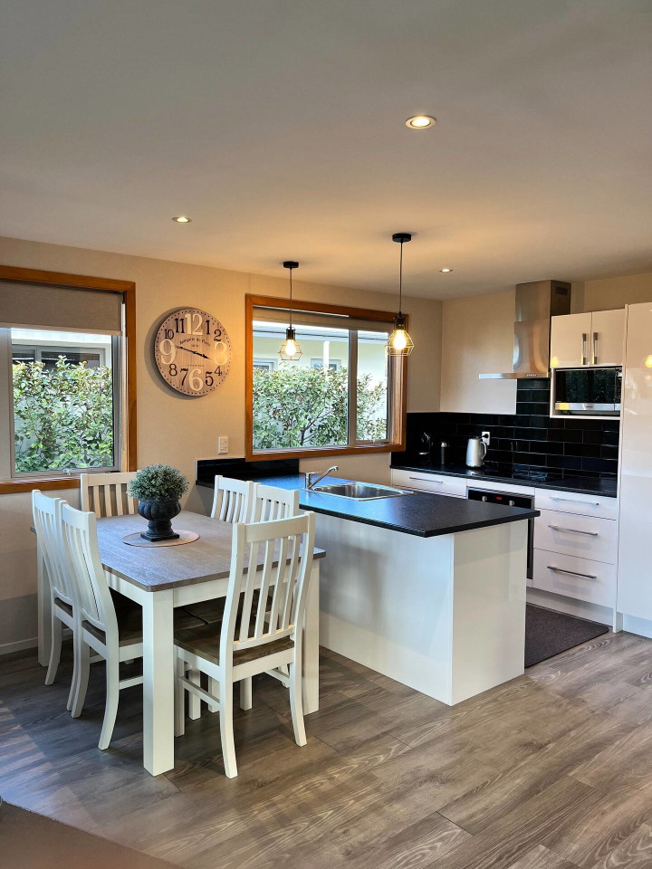 Cromwell Sunshine Cottage - Cromwell