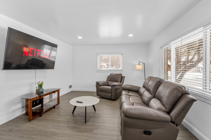 Spacious 2bd/1.5ba Home - Gaithersburg, MD