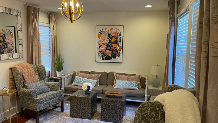 Modern And Sleek - Tallahassee, FL