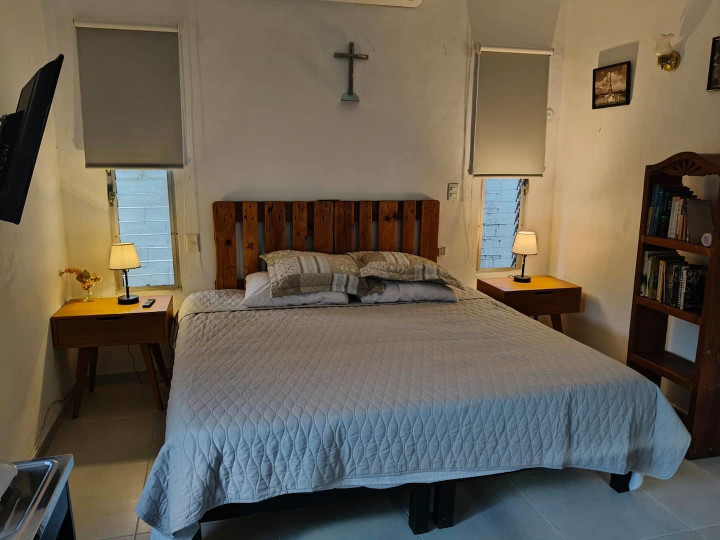 Studio King Bed Wifi 140 Kitchen & Private Parking - Merida, Yucatan, Mexico