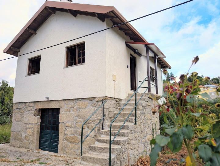 Casa Da Ponte Courinha - Castro Daire