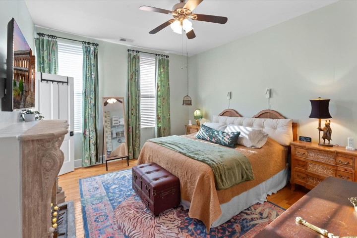New Victoriana | Historic Flat Near Otr & Downtown - Cincinnati, OH