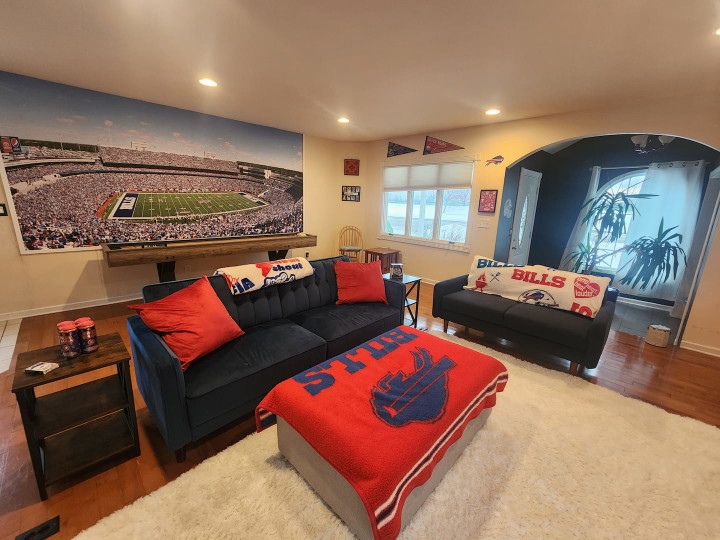 Buffalove Family Freindly Home W/ Games & Yard - East Aurora, NY