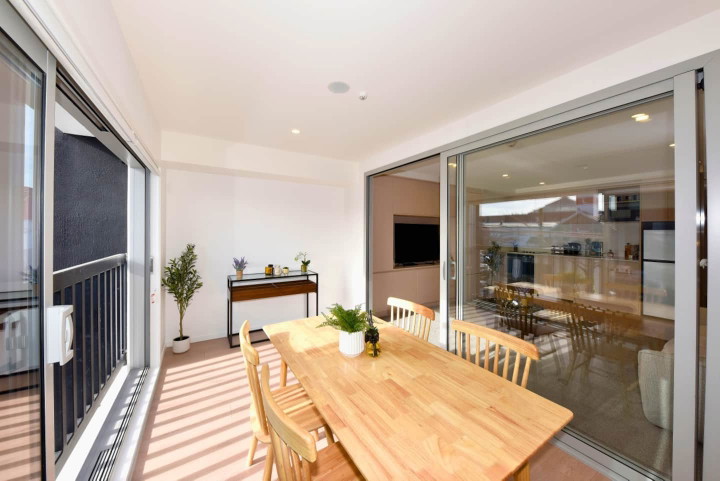 Elegant One Bedroom Retreat With Shared Sauna - Christchurch