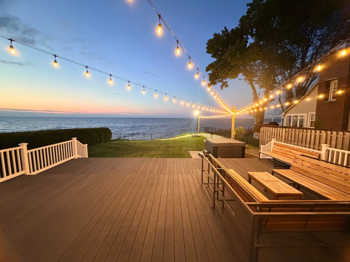 Lakefront Paradise On Salida Rd Lake + Hot Tub - Willoughby, OH