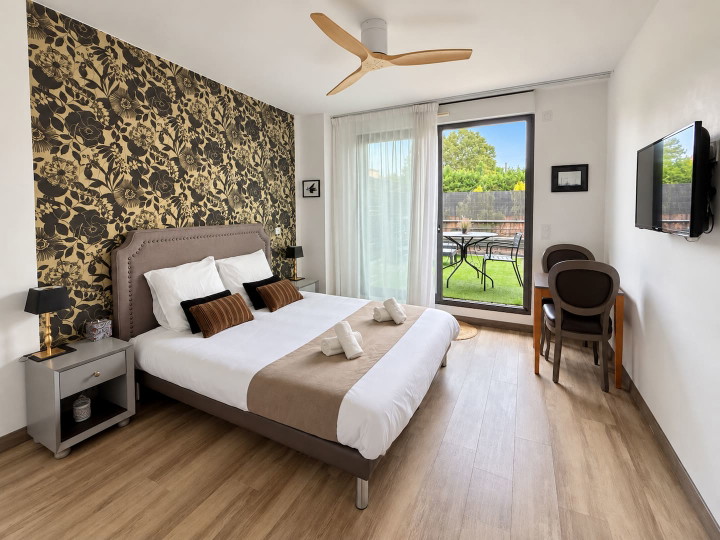 *22* Studio Climatisé Terrasse/parking Près D'aix - Éguilles