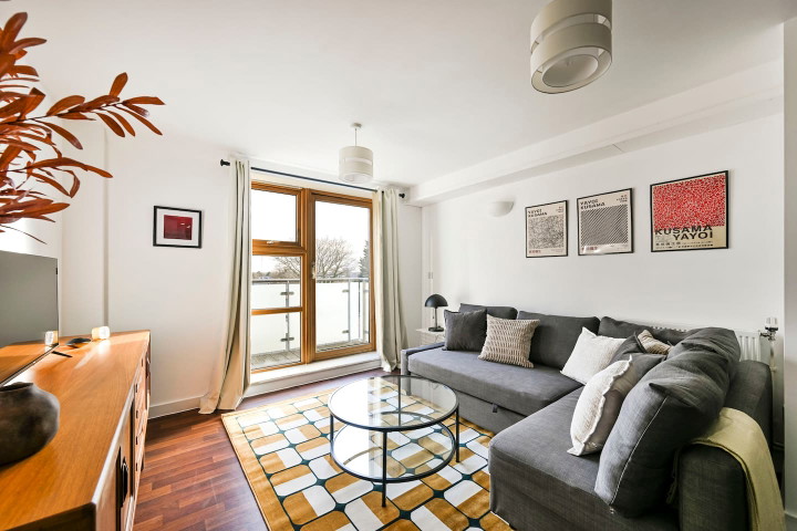 Stylish Balcony Flat - Free Parking-victoria Line - Chingford