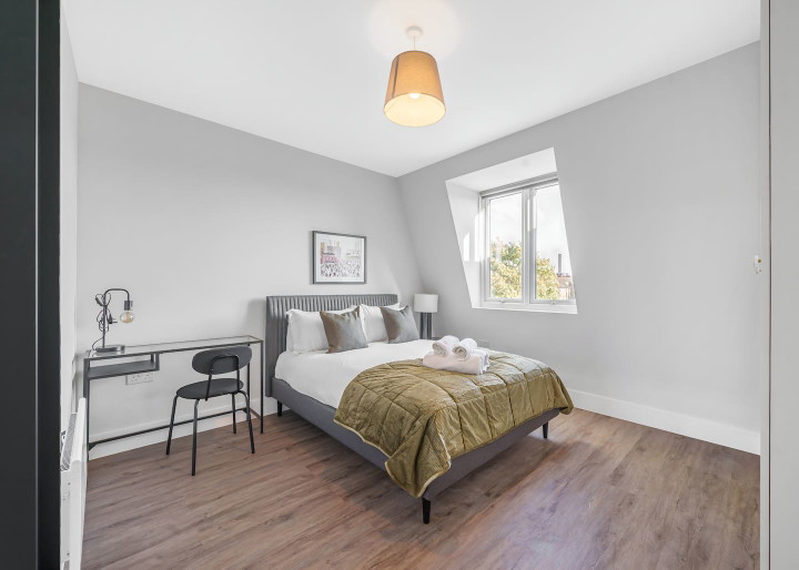 Spacious 2 Bed Flat In Tooting Near Northern Line - Kingston upon Thames