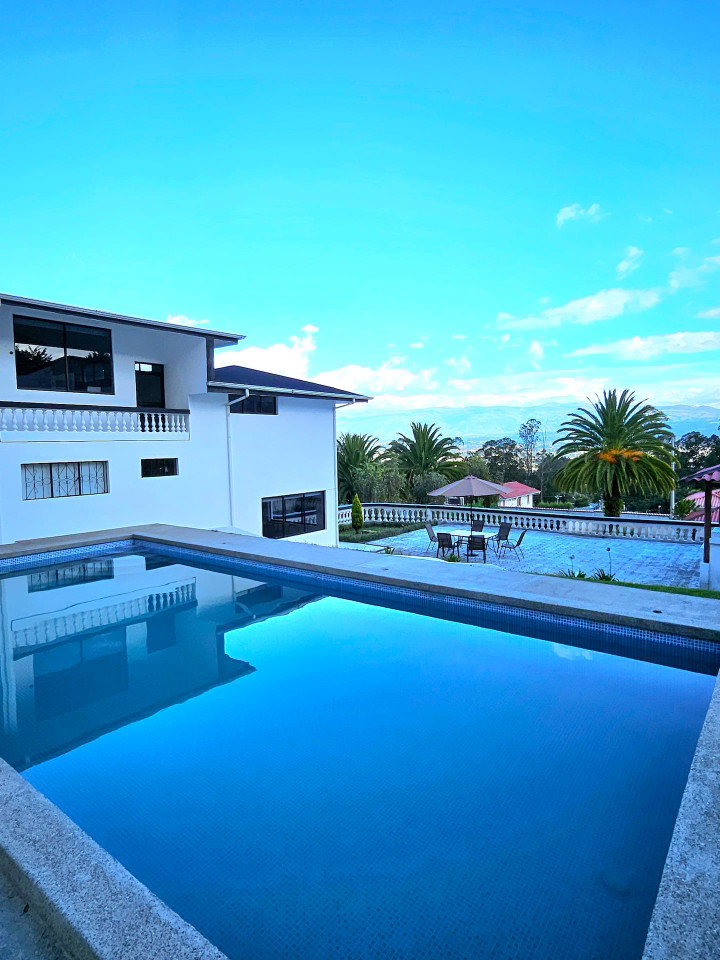 Manoir House Piscine, Terrain De Volley Et Lits King&nbsp;! - Quito