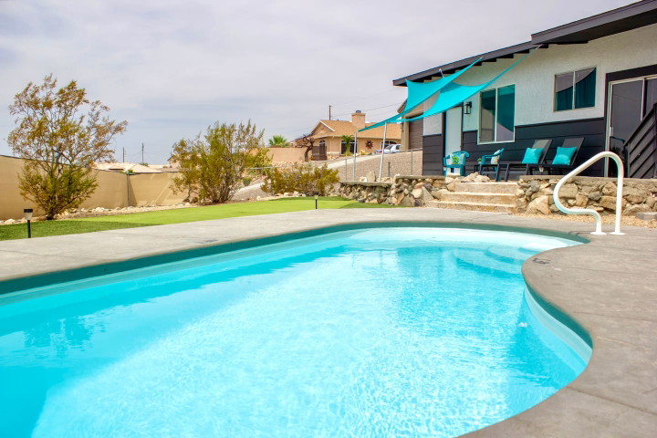 Lake View Studio W/ Pool - Havasita - Lake Havasu City, AZ
