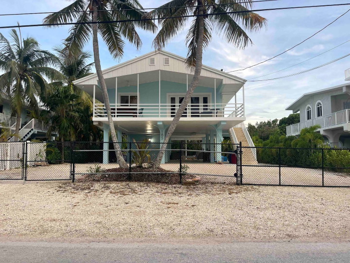 Ocean Shores Luxury Home - Key Largo