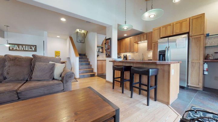 Modern Mountain Haven-walk To Canyon Lodge/slopes - Mammoth Lakes