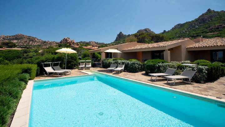 In The Mediterranean Greenery, With A Sea View And Swimming Pool - Costa Paradiso