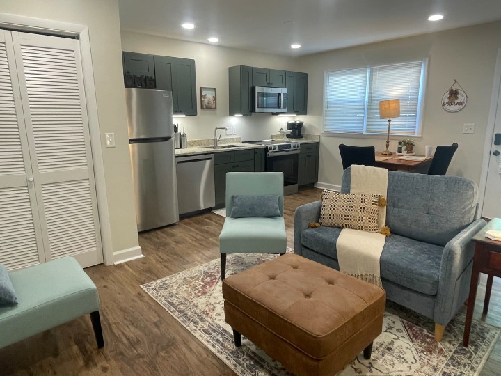 1 Bedroom Vance Villa Duplex - Lexington, NC