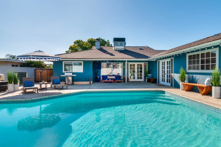 Riverside Retreat Private Pool Sleeps 10 - Jurupa Valley, CA