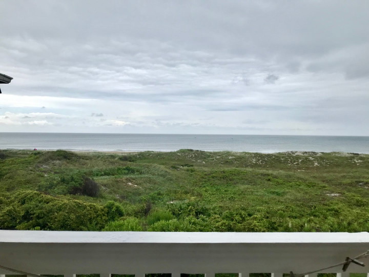 "Shorely Anchored" Direct Ocean Front, Top Floor!! - Harkers Island, NC