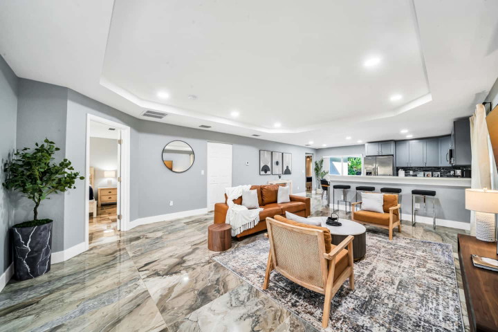 Brand New Modern Villa - Fully Fenced Backyard - Delray Beach, FL
