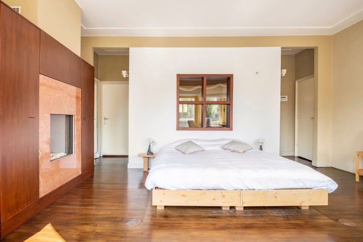 Masterbedroom In Monumentale Interbellum-villa - Ghent (Belgium)