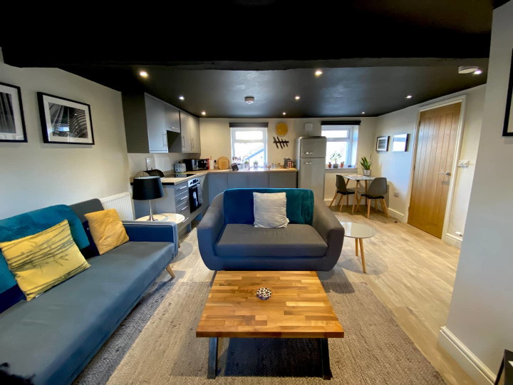 Stylish 1 Bedroom Apartment In Penrith Town Centre - Penrith
