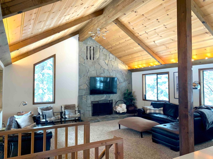 Cozy Chalet | Skiing | Hot Tub | Private Hoa Beach - Olympic Valley, CA